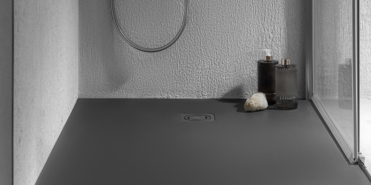 STONEX® Roca shower trays: design and safety | GroupSumi